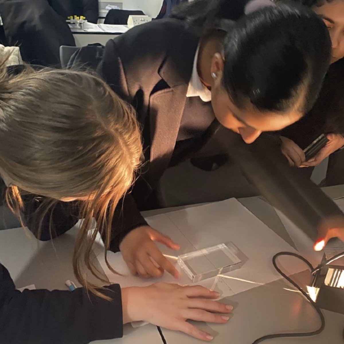 De Salis Studio College - Reflection and Refraction of Light